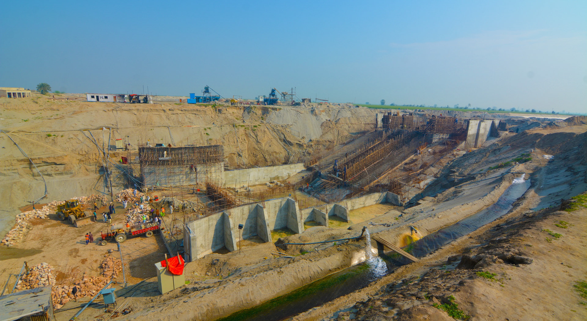 2x2.5 MEGAWATT HYDEL POWER PROJECT (FHHP 3/4) AT CHASHMA, MIANWALI ...